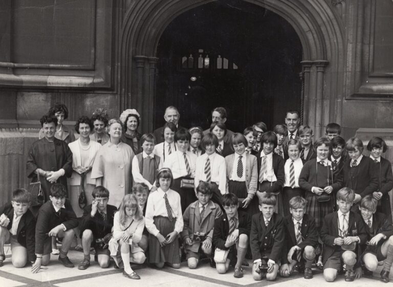 Littlemoor Primary School 1879 - 2005 (2) - Aireborough Historical Society