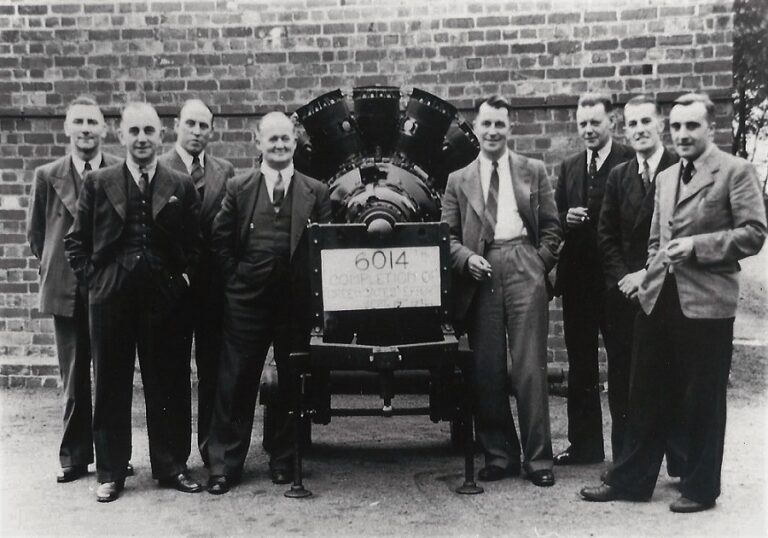 AVRO 1939 - 1945 (2) - Aireborough Historical Society