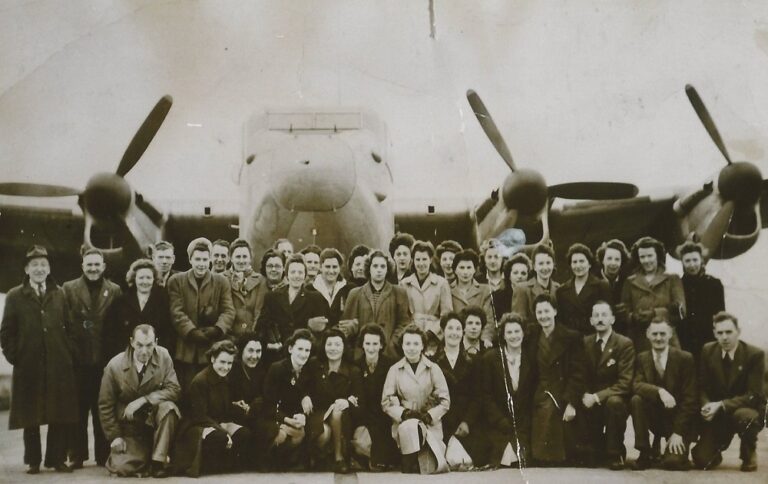 AVRO 1939 - 1945 (1) - Aireborough Historical Society