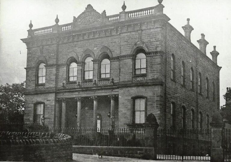 Queen Street Methodist Chapel, 1865 - 1970 (1) - Aireborough Historical ...